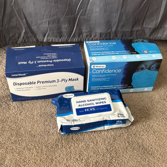 medicom | Other | Medicom Face Masks And Alcohol Wipes Set | Poshmark